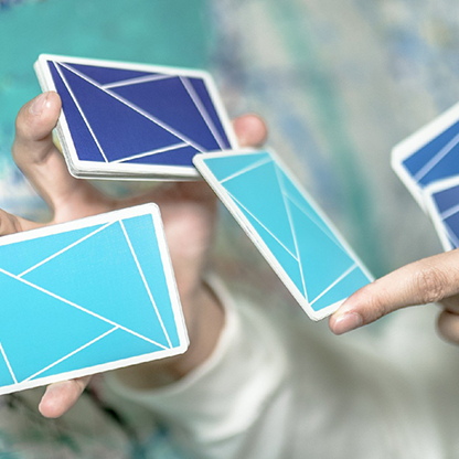 Flexible Gradients Blue Playing Cards by TCC – WONDERCRAFT